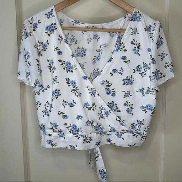 Tops | Chic Floral Wrap Blouse White And Blue | Poshmark